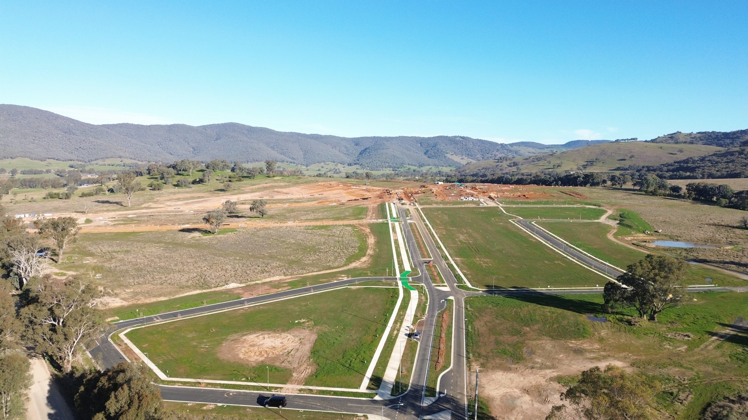 Leneva Valley Estate - Apex Land