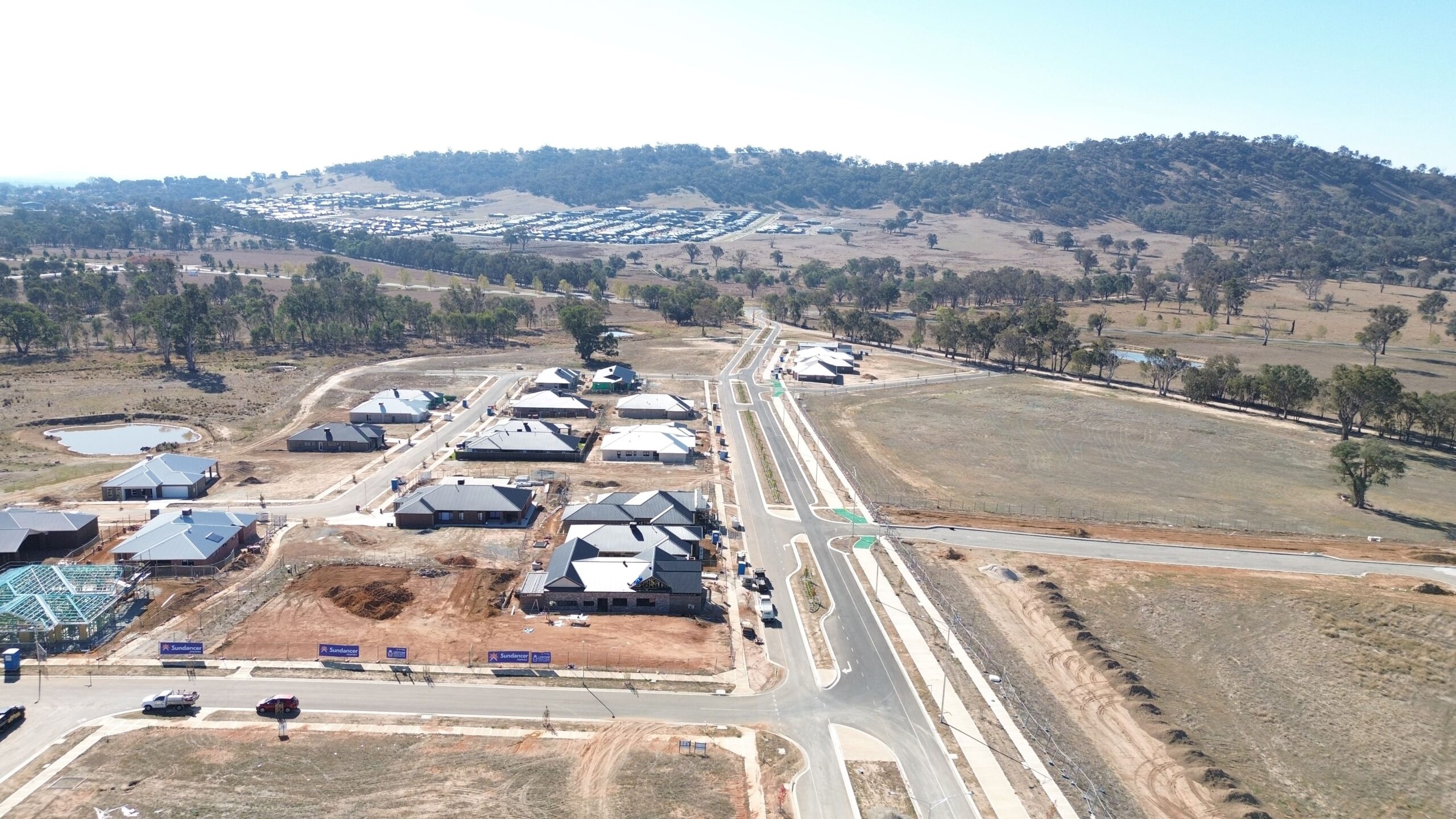 Leneva Valley Estate - Apex Land