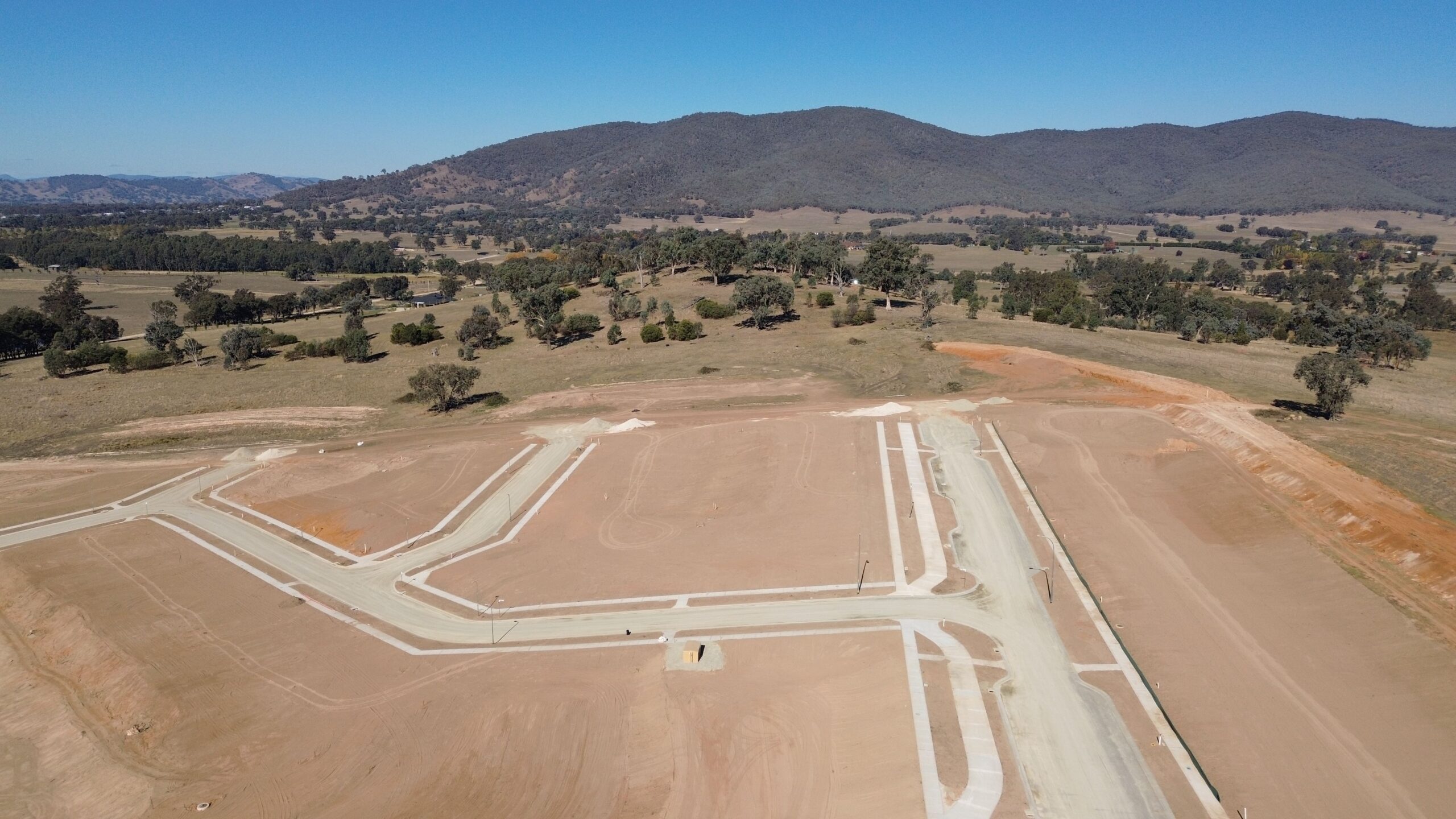 Leneva Valley Estate - Apex Land